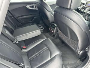Grey Audi A7 Sportback 2015 in Vilnius, with an engine capacity of 2.97 L and mileage of 230 thousand km for 19450 €, photo 9 on AUTOMOTO.COM.LV