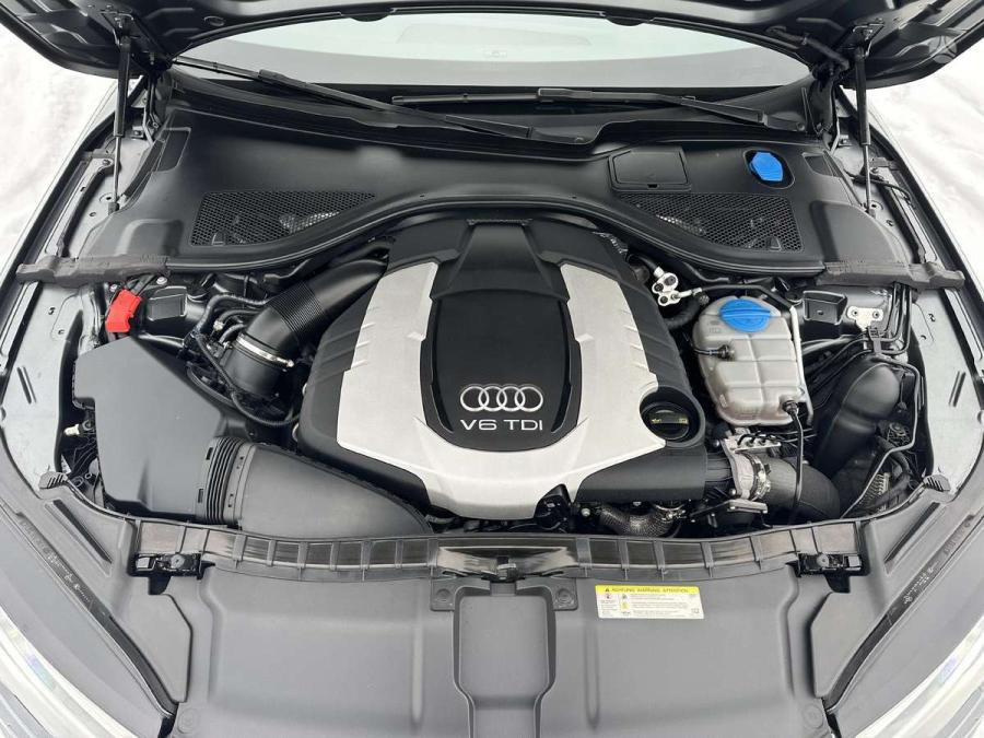 Grey Audi A7 Sportback 2015 in Vilnius, with an engine capacity of 2.97 L and mileage of 230 thousand km for 19450 €, photo 12 on AUTOMOTO.COM.LV