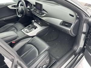 Grey Audi A7 Sportback 2015 in Vilnius, with an engine capacity of 2.97 L and mileage of 230 thousand km for 19450 €, photo 22 on AUTOMOTO.COM.LV