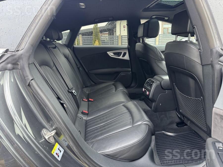 Pelēks Audi A7 Sportback 2015 Jelgava, ar dzinēja tilpumu 3.00 L un nobraukumu 195 tūkst. km par 19500 €, foto 12 vietnē AUTOMOTO.COM.LV
