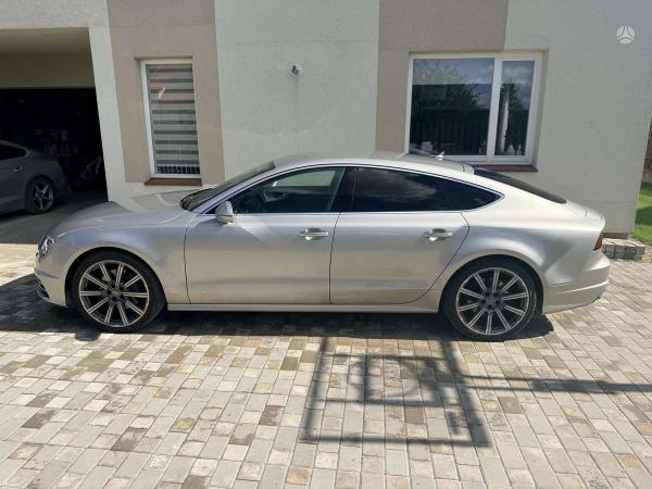 Grey Audi A7 Sportback 2015 in Vilnius, with an engine capacity of 2.97 L and mileage of 347 thousand km for 14500 €, photo 4 on AUTOMOTO.COM.LV