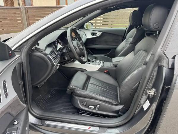 Pelēks Audi A7 Sportback 2015 Jelgava, ar dzinēja tilpumu 3.00 L un nobraukumu 195 tūkst. km par 19500 €, foto 9 vietnē AUTOMOTO.COM.LV