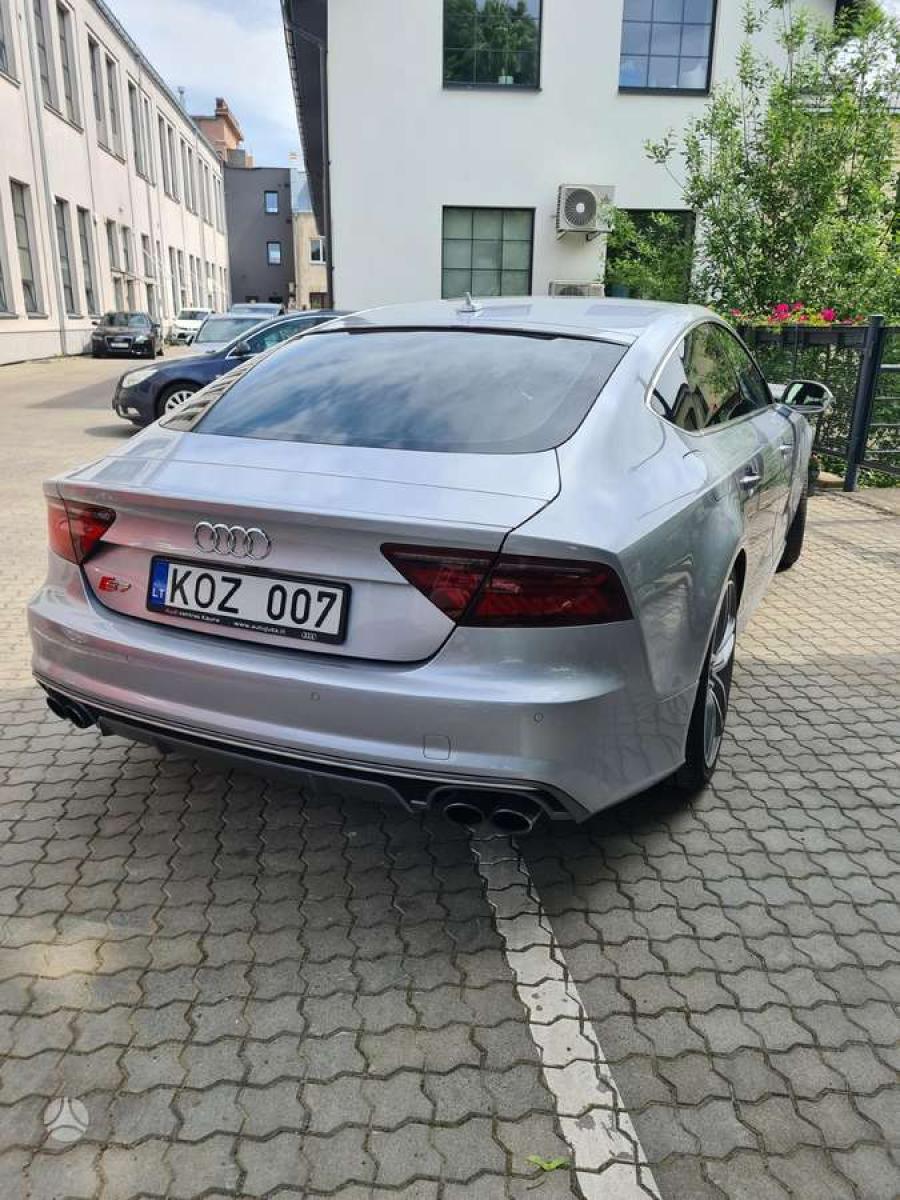 Grey Audi A7 Sportback 2016 in Kaunas, with an engine capacity of 3.00 L and mileage of 170 thousand km for 19500 €, photo 3 on AUTOMOTO.COM.LV