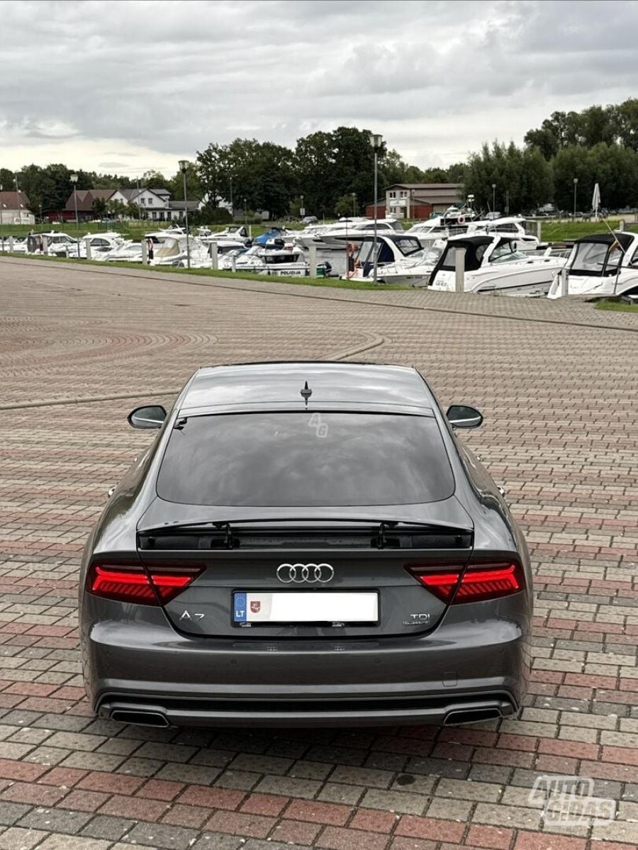 Grey Audi A7 Sportback 2016 in Klaipeda, with an engine capacity of 3.00 L and mileage of 210 thousand km for 22000 €, photo 4 on AUTOMOTO.COM.LV