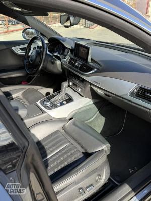 Grey Audi A7 Sportback 2016 in Klaipeda, with an engine capacity of 3.00 L and mileage of 210 thousand km for 22000 €, photo 13 on AUTOMOTO.COM.LV