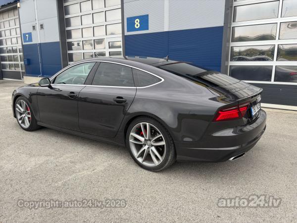 Pelēks Audi A7 Sportback 2016 Tallina, ar dzinēja tilpumu 3.00 L un nobraukumu 238 tūkst. km par 21990 €, foto 4 vietnē AUTOMOTO.COM.LV