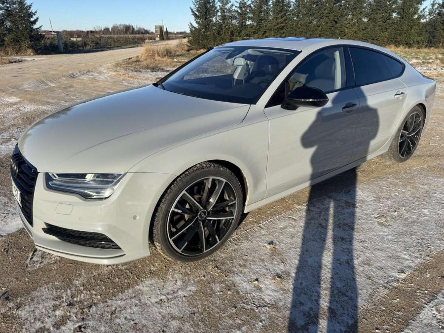 Grey Audi A7 Sportback 2017 in Jurbarkas, with an engine capacity of 2.97 L and mileage of 279 thousand km for 22000 €, photo 1 on AUTOMOTO.COM.LV