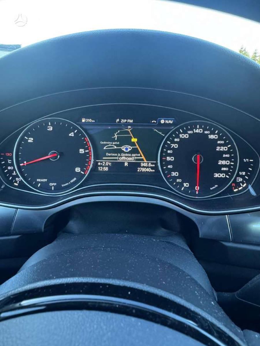 Grey Audi A7 Sportback 2017 in Jurbarkas, with an engine capacity of 2.97 L and mileage of 279 thousand km for 22000 €, photo 7 on AUTOMOTO.COM.LV