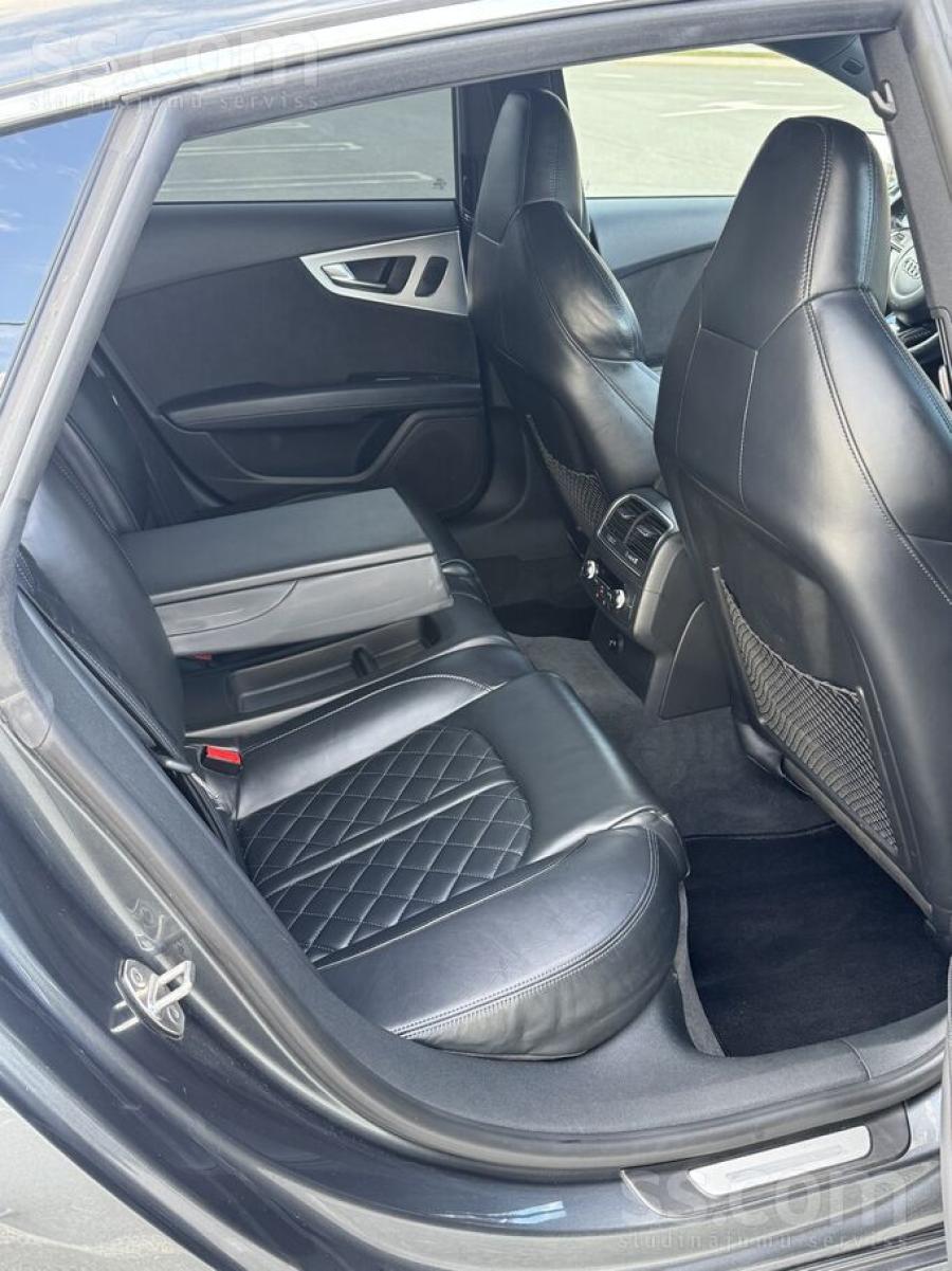 Pelēks Audi A7 Sportback 2017 Rīga, ar dzinēja tilpumu 3.00 L un nobraukumu 221 tūkst. km par 18500 €, foto 10 vietnē AUTOMOTO.COM.LV