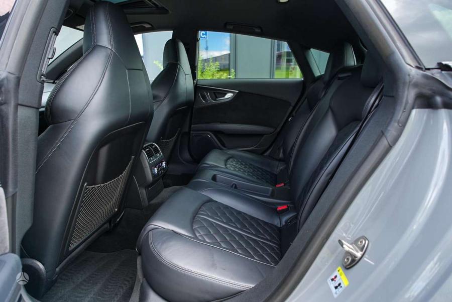Pelēks Audi A7 Sportback 2017 Kauņa, ar dzinēja tilpumu 2.97 L un nobraukumu 168 tūkst. km par 25750 €, foto 34 vietnē AUTOMOTO.COM.LV