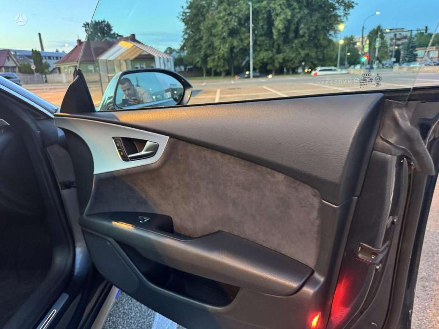 Pelēks Audi A7 Sportback 2017 Kauņa, ar dzinēja tilpumu 2.97 L un nobraukumu 224 tūkst. km par 17500 €, foto 12 vietnē AUTOMOTO.COM.LV