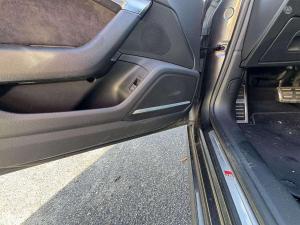Grey Audi A7 Sportback 2018 in Siauliai, with an engine capacity of 0.00 L and mileage of 178 thousand km for 26000 €, photo 7 on AUTOMOTO.COM.LV