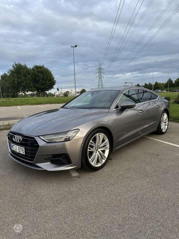 Grey Audi A7 Sportback 2018 in Riga, with an engine capacity of 2.97 L and mileage of 155 thousand km for 33500 €, photo 3 on AUTOMOTO.COM.LV