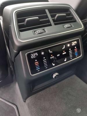 Grey Audi A7 Sportback 2018 in Vilnius, with an engine capacity of 2.97 L and mileage of 76 thousand km for 37000 €, photo 16 on AUTOMOTO.COM.LV