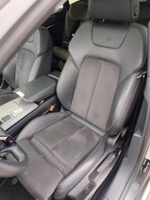 Grey Audi A7 Sportback 2018 in Vilnius, with an engine capacity of 2.97 L and mileage of 76 thousand km for 37000 €, photo 19 on AUTOMOTO.COM.LV