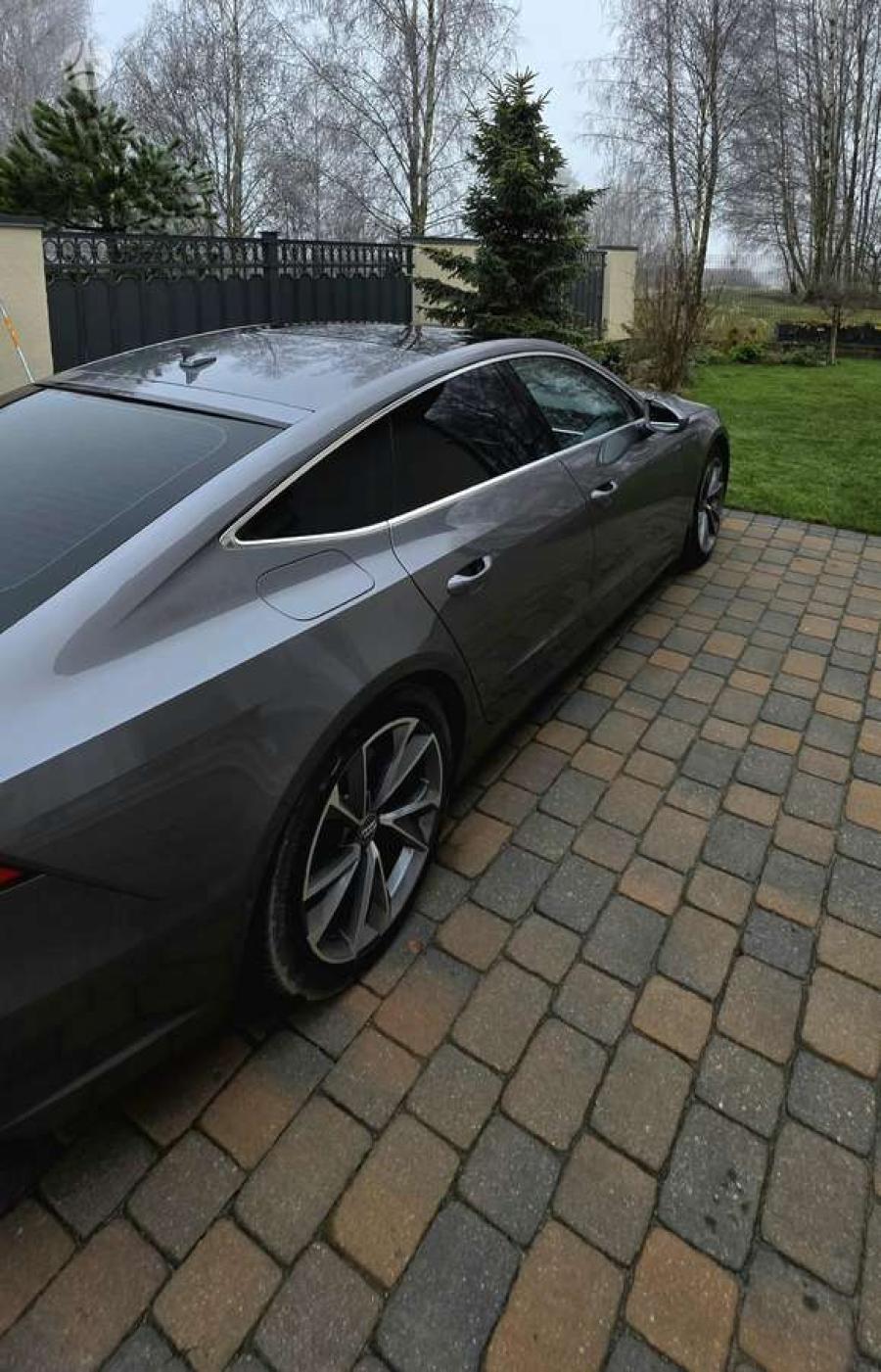 Grey Audi A7 Sportback 2019 in Vilnius, with an engine capacity of 3.00 L and mileage of 87 thousand km for 28500 €, photo 6 on AUTOMOTO.COM.LV