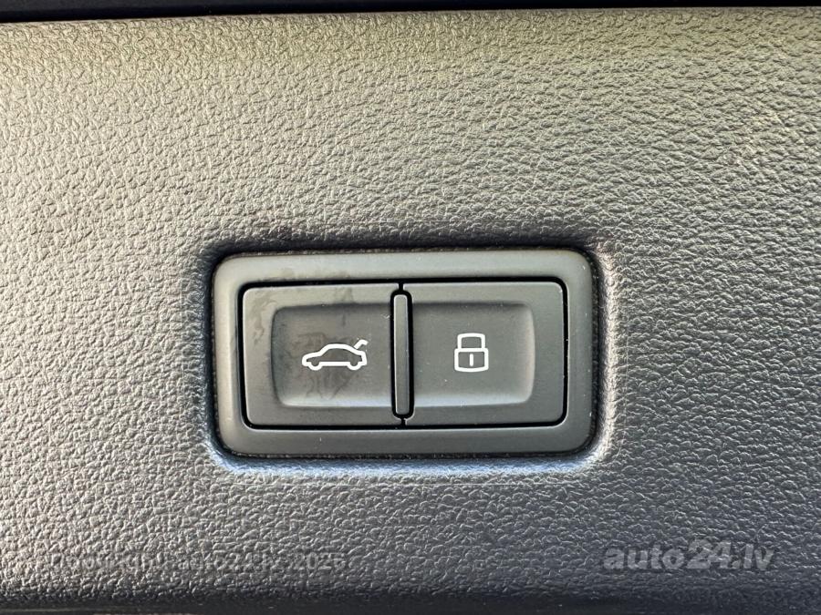 Grey Audi A7 Sportback 2020 in Tallinn, with an engine capacity of 2.00 L and mileage of 64 thousand km for 39999 €, photo 21 on AUTOMOTO.COM.LV