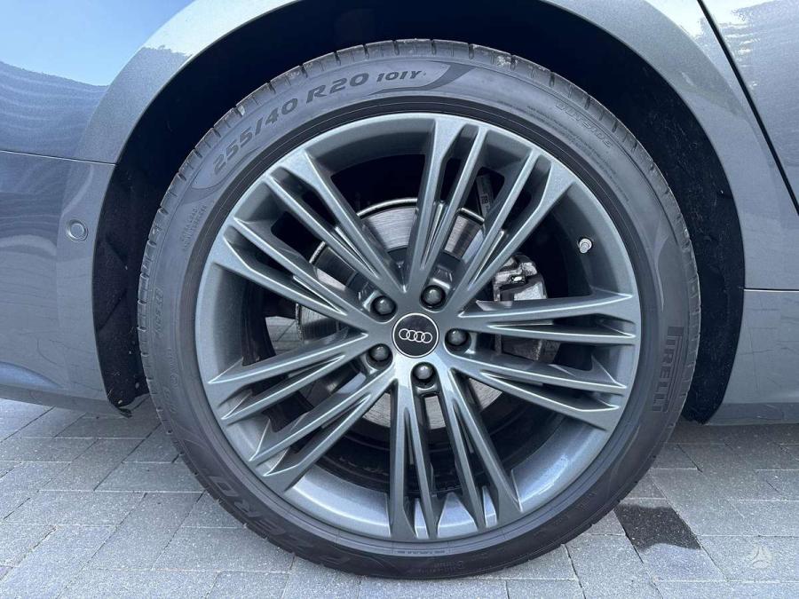 Grey Audi A7 Sportback 2022 in Kaunas, with an engine capacity of 1.98 L and mileage of 130 thousand km for 53700 €, photo 9 on AUTOMOTO.COM.LV