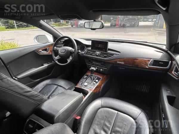 Pelēks Audi A7 Sportback 2010 Rīga, ar dzinēja tilpumu 3.00 L un nobraukumu 328 tūkst. km par 7300 €, foto 5 vietnē AUTOMOTO.COM.LV
