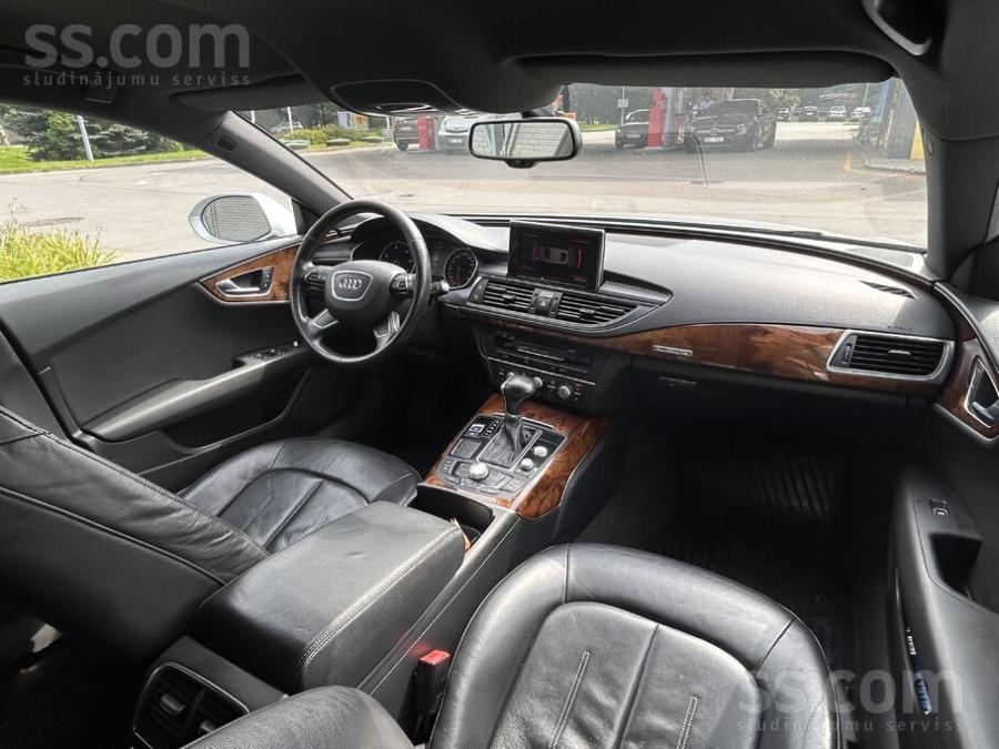 Pelēks Audi A7 Sportback 2010 Rīga, ar dzinēja tilpumu 3.00 L un nobraukumu 328 tūkst. km par 7300 €, foto 6 vietnē AUTOMOTO.COM.LV
