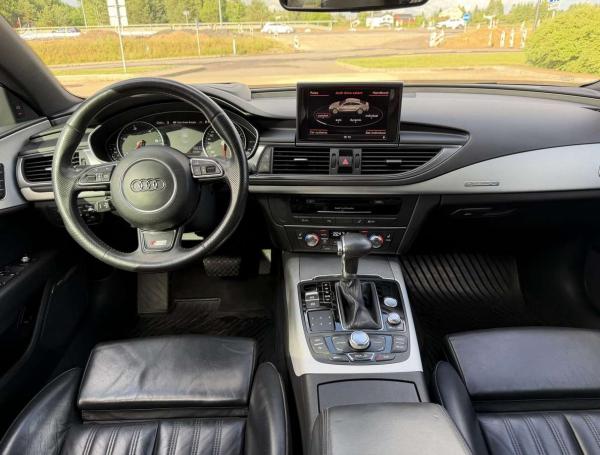 Grey Audi A7 Sportback 2011 in Vilnius, with an engine capacity of 2.97 L and mileage of 240 thousand km for 12600 €, photo 9 on AUTOMOTO.COM.LV