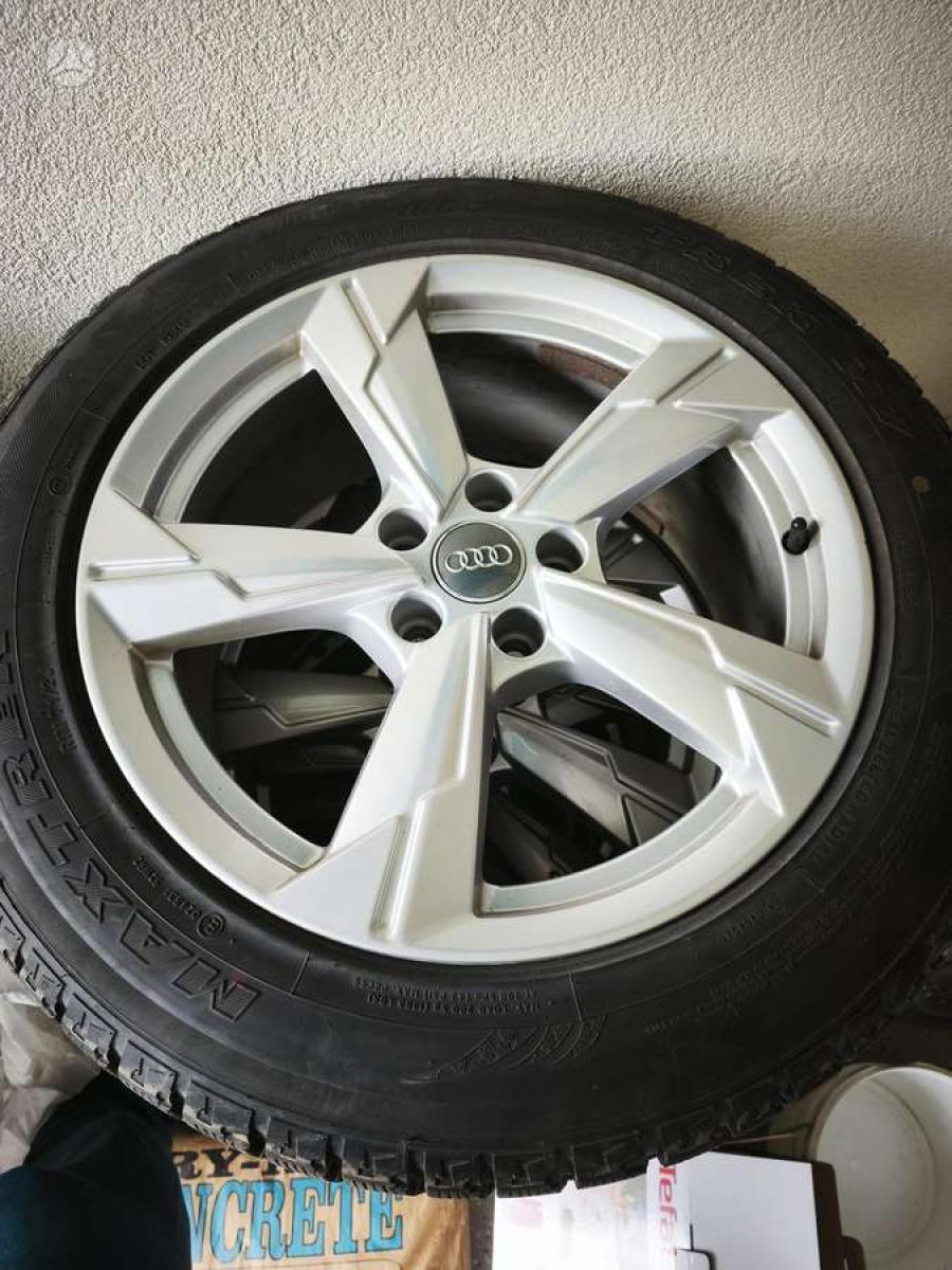 Pelēks Audi A7 Sportback 2013 Viļņa, ar dzinēja tilpumu 3.00 L un nobraukumu 224 tūkst. km par 9700 €, foto 19 vietnē AUTOMOTO.COM.LV