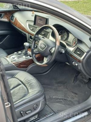 Pelēks Audi A7 Sportback 2014 Valmiera, ar dzinēja tilpumu 3.00 L un nobraukumu 350 tūkst. km par 4750 €, foto 4 vietnē AUTOMOTO.COM.LV