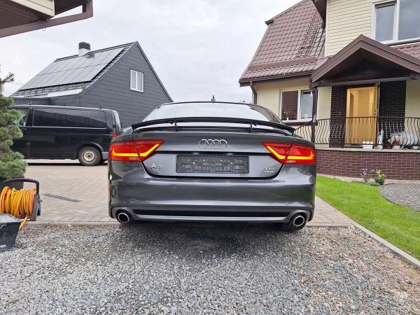 Grey Audi A7 Sportback 2014 in Kaunas, with an engine capacity of 3.00 L and mileage of 199 thousand km for 14300 €, photo 8 on AUTOMOTO.COM.LV