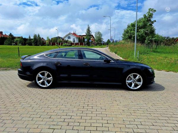 Grey Audi A7 Sportback 2015 in Klaipeda, with an engine capacity of 3.00 L and mileage of 200 thousand km for 15700 €, photo 6 on AUTOMOTO.COM.LV