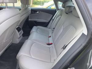 Grey Audi A7 Sportback 2015 in Klaipeda, with an engine capacity of 3.00 L and mileage of 200 thousand km for 15600 €, photo 17 on AUTOMOTO.COM.LV