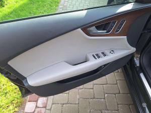 Grey Audi A7 Sportback 2015 in Klaipeda, with an engine capacity of 3.00 L and mileage of 200 thousand km for 15600 €, photo 25 on AUTOMOTO.COM.LV