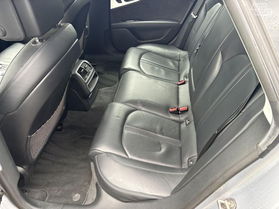 Pelēks Audi A7 Sportback 2015 Tauragė, ar dzinēja tilpumu 2.90 L un nobraukumu 190 tūkst. km par 17500 €, foto 16 vietnē AUTOMOTO.COM.LV