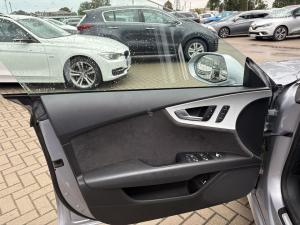 Pelēks Audi A7 Sportback 2015 Tauragė, ar dzinēja tilpumu 2.90 L un nobraukumu 190 tūkst. km par 17500 €, foto 26 vietnē AUTOMOTO.COM.LV