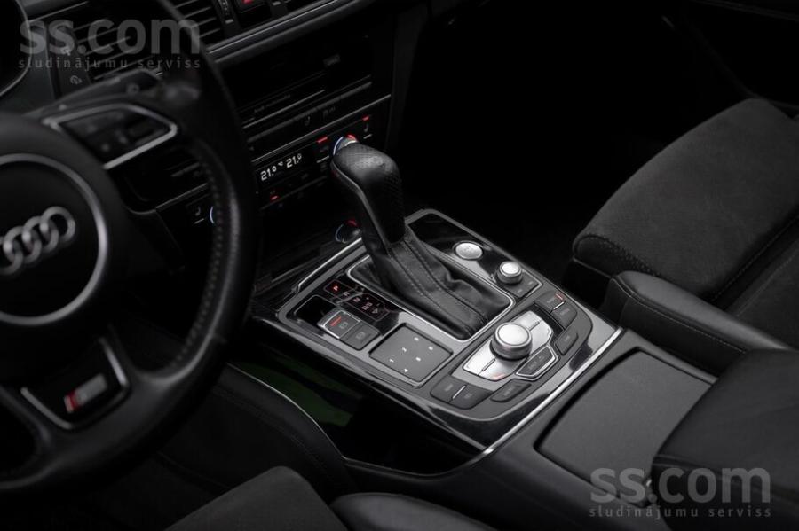 Grey Audi A7 Sportback 2016 in Talsi, with an engine capacity of 3.00 L and mileage of 281 thousand km for 17990 €, photo 26 on AUTOMOTO.COM.LV