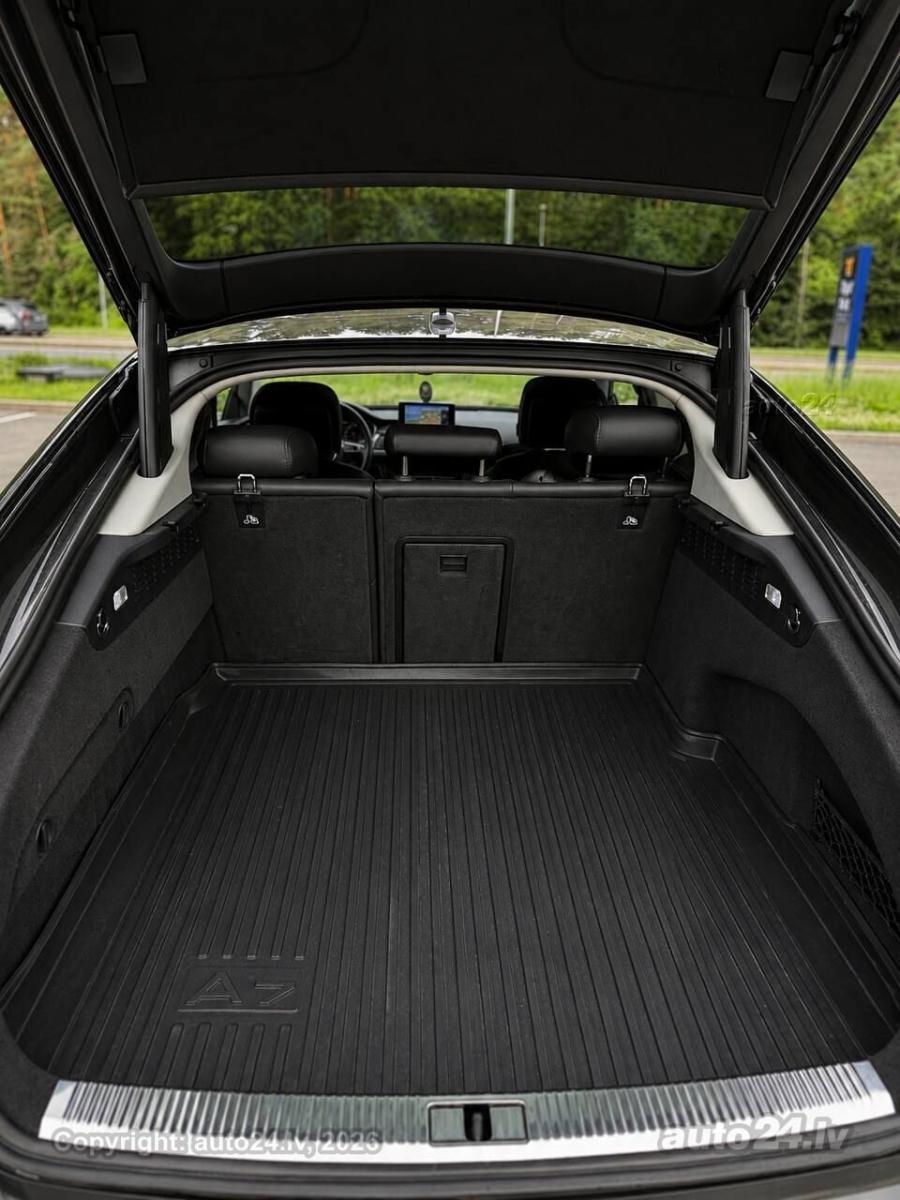 Grey Audi A7 Sportback 2016 in Tallinn, with an engine capacity of 3.00 L and mileage of 224 thousand km for 18998 €, photo 15 on AUTOMOTO.COM.LV