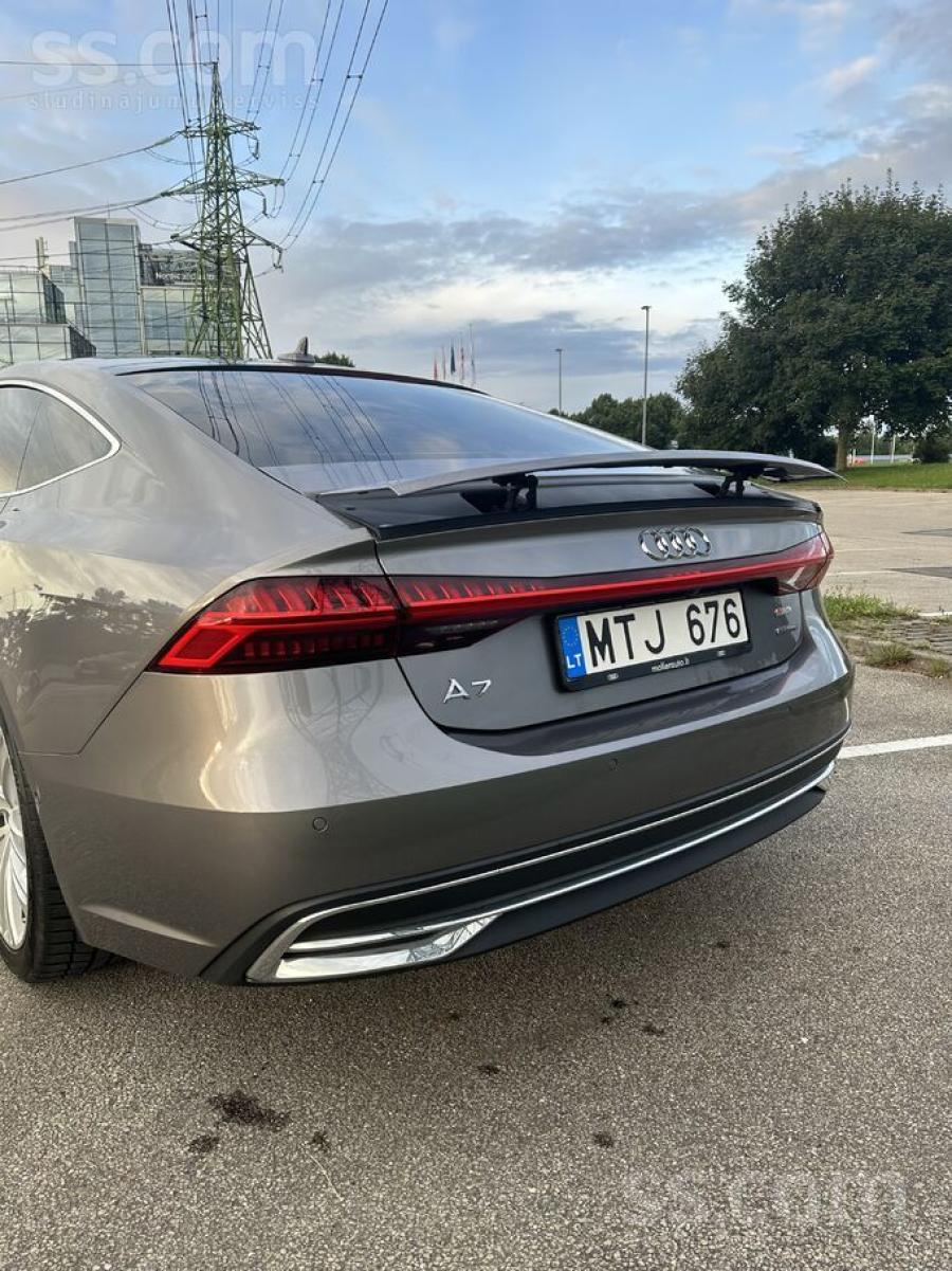 Grey Audi A7 Sportback 2018 in Riga, with an engine capacity of 3.00 L and mileage of 155 thousand km for 32000 €, photo 8 on AUTOMOTO.COM.LV