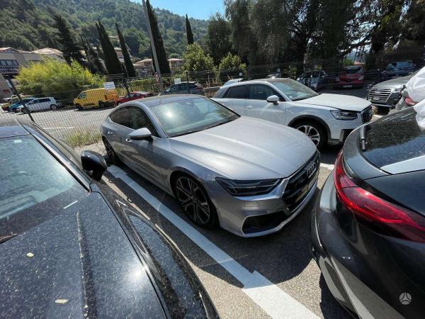 Grey Audi A7 Sportback 2018 in Vilnius, with an engine capacity of 3.00 L and mileage of 202 thousand km for 22390 €, photo 2 on AUTOMOTO.COM.LV