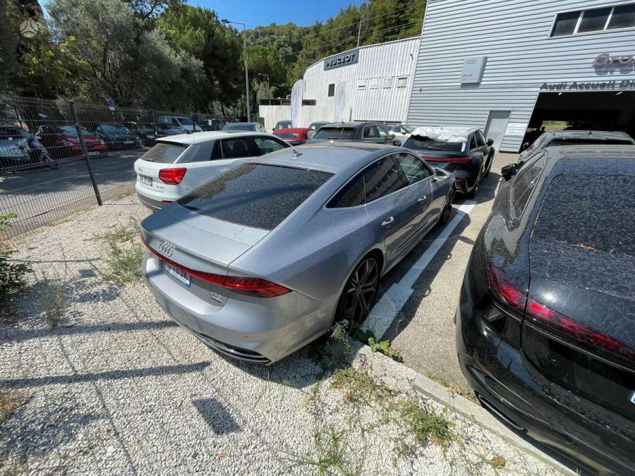 Grey Audi A7 Sportback 2018 in Vilnius, with an engine capacity of 3.00 L and mileage of 202 thousand km for 22390 €, photo 5 on AUTOMOTO.COM.LV