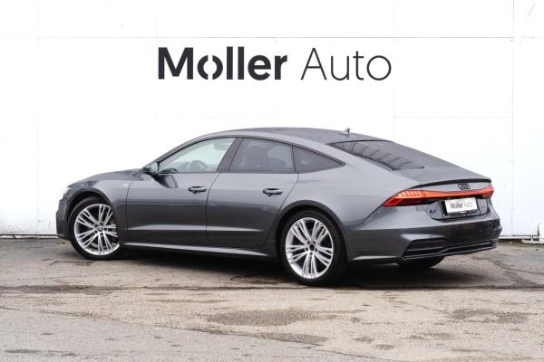 Grey Audi A7 Sportback 2018 in Riga, with an engine capacity of 3.00 L and mileage of 110 thousand km for 32950 €, photo 4 on AUTOMOTO.COM.LV