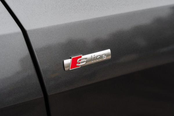 Grey Audi A7 Sportback 2018 in Riga, with an engine capacity of 3.00 L and mileage of 110 thousand km for 32950 €, photo 7 on AUTOMOTO.COM.LV