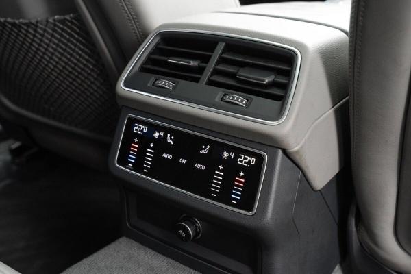 Grey Audi A7 Sportback 2018 in Riga, with an engine capacity of 3.00 L and mileage of 110 thousand km for 32950 €, photo 10 on AUTOMOTO.COM.LV