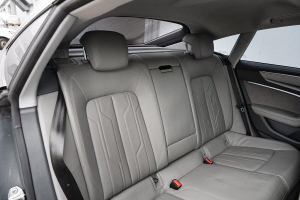 Grey Audi A7 Sportback 2018 in Riga, with an engine capacity of 3.00 L and mileage of 110 thousand km for 32950 €, photo 11 on AUTOMOTO.COM.LV