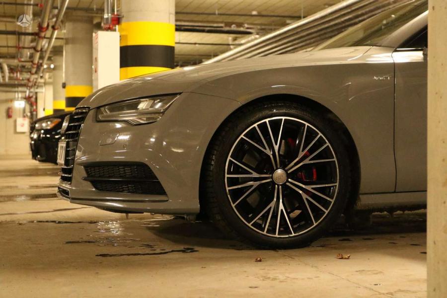Audi A7 Sportback 2014 in Kaunas, with an engine capacity of 2.97 L and mileage of 306 thousand km for 22000 €, photo 2 on AUTOMOTO.COM.LV
