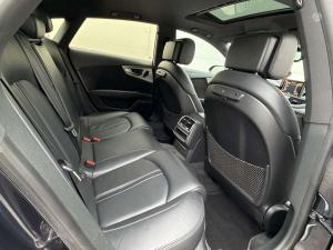 Audi A7 Sportback 2016 in Riga, with an engine capacity of 3.00 L and mileage of 240 thousand km for 19900 €, photo 18 on AUTOMOTO.COM.LV