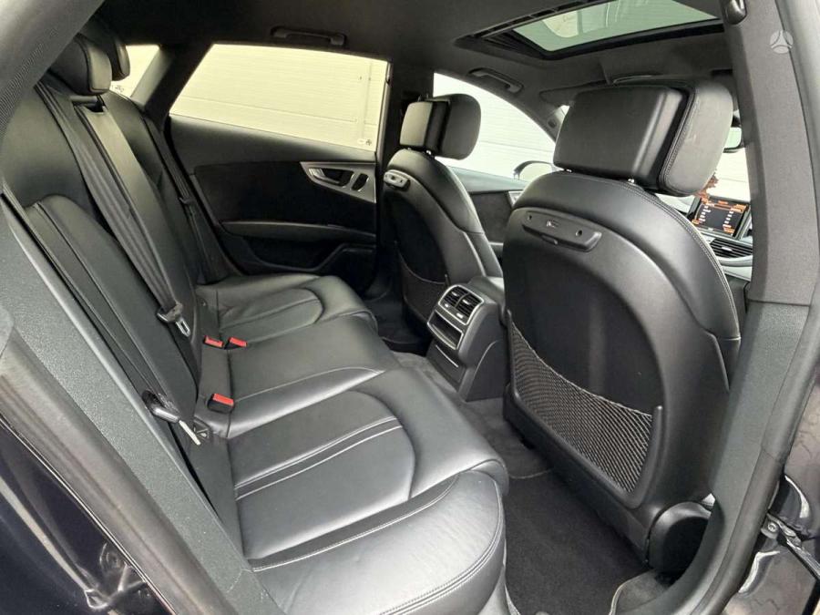 Audi A7 Sportback 2016 in Riga, with an engine capacity of 3.00 L and mileage of 240 thousand km for 19900 €, photo 18 on AUTOMOTO.COM.LV