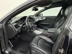 Audi A7 Sportback 2016 in Riga, with an engine capacity of 3.00 L and mileage of 240 thousand km for 19900 €, photo 23 on AUTOMOTO.COM.LV
