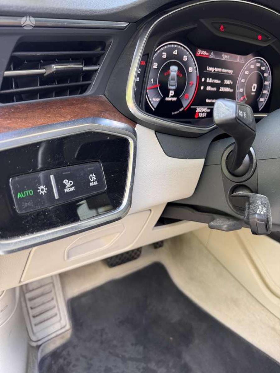 Audi A7 Sportback 2019 in Siauliai, with an engine capacity of 3.00 L and mileage of 260 thousand km for 18250 €, photo 19 on AUTOMOTO.COM.LV