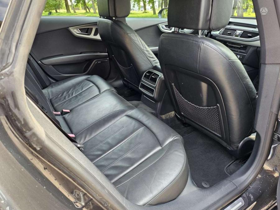 Audi A7 Sportback 2012 Tauragė, ar dzinēja tilpumu 3.00 L un nobraukumu 250 tūkst. km par 9900 €, foto 17 vietnē AUTOMOTO.COM.LV