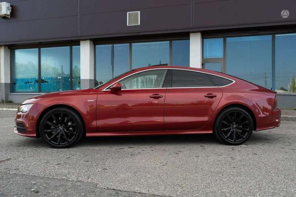Red Audi A7 Sportback 2013 in Vilnius, with an engine capacity of 3.00 L and mileage of 244 thousand km for 13450 €, photo 3 on AUTOMOTO.COM.LV