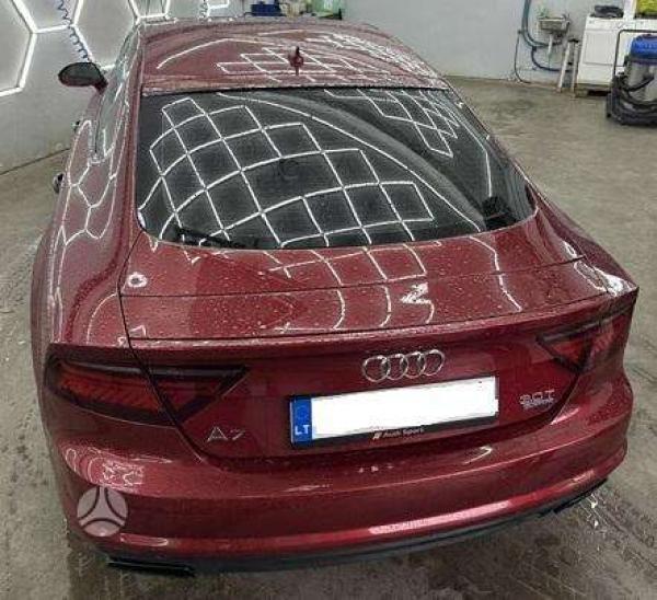 Red Audi A7 Sportback 2017 in Vilnius, with an engine capacity of 3.00 L and mileage of 272 thousand km for 19500 €, photo 5 on AUTOMOTO.COM.LV